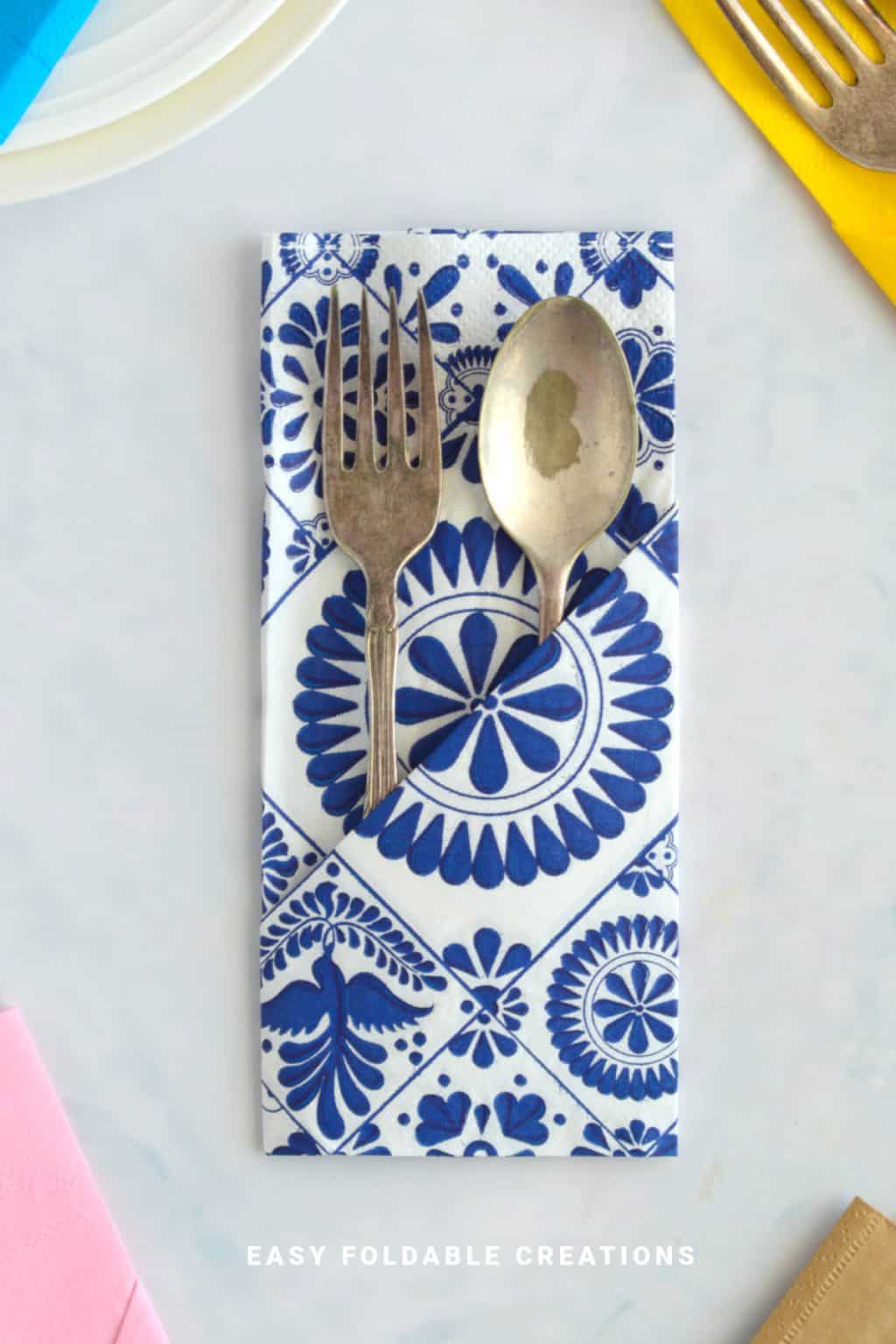 Diagonal Pocket Napkin Fold | Easy Foldable Creations