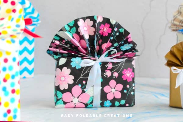 Fan Gift Wrapping Idea | Easy Foldable Creations