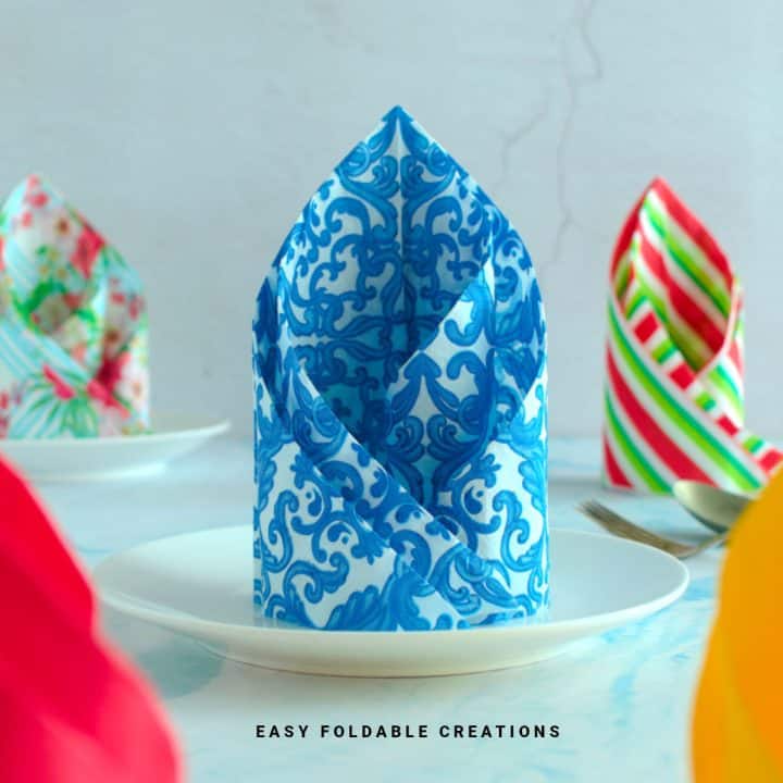 Standing Napkin Fan | Easy Foldable Creations